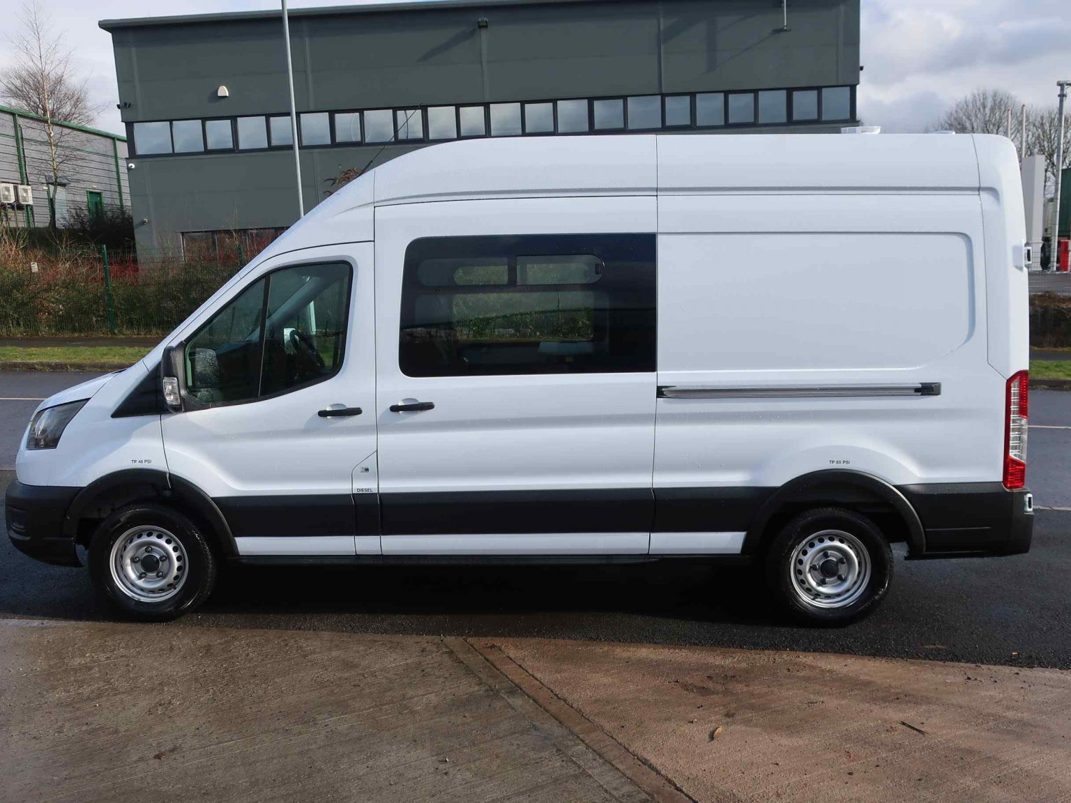 Ford Transit Welfare Van | RWD - Van World