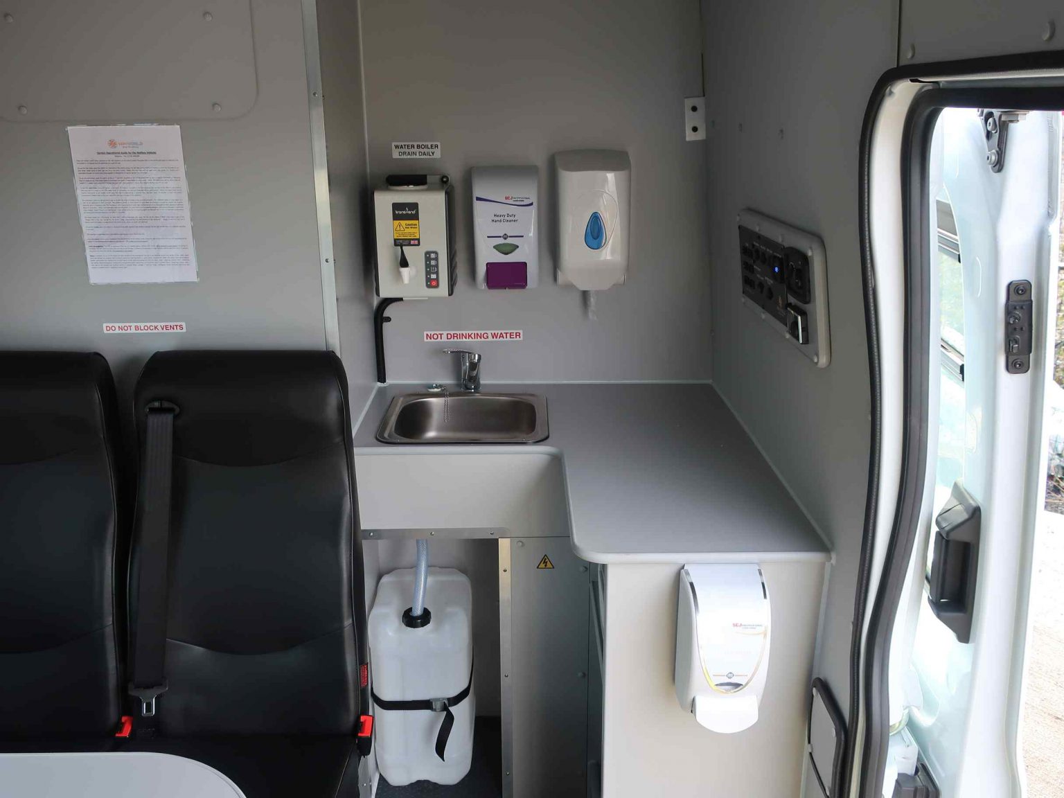 Ford Transit Welfare Van | RWD - Van World