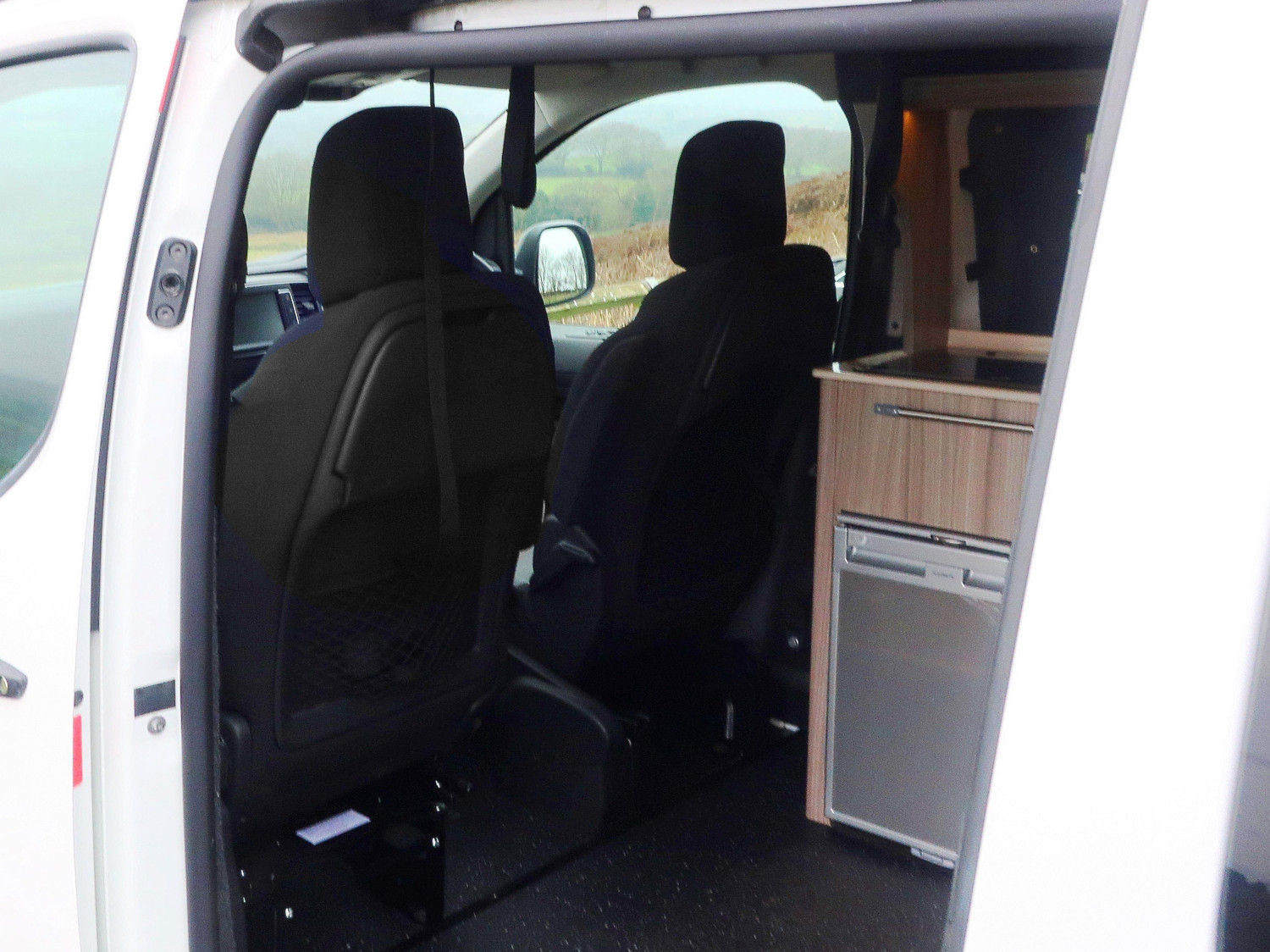 Ford Transit Custom | 4 Berth Travelling Campervan | Van World