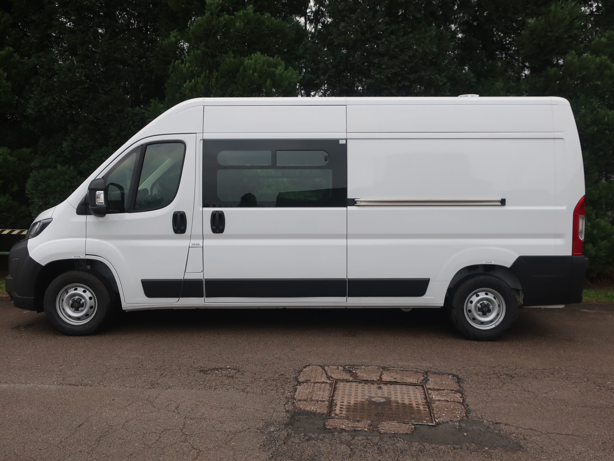 Peugeot Boxer Professional Welfare Van - Van World