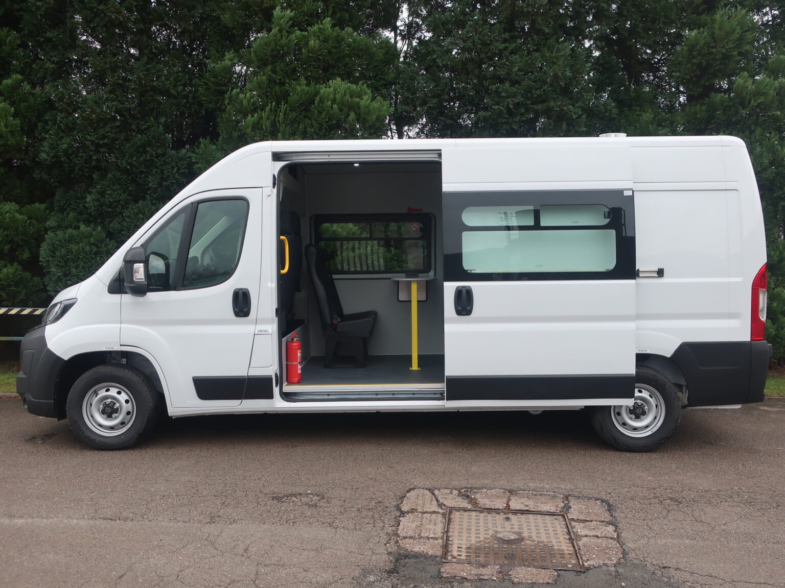 Peugeot Boxer Professional Welfare Van - Van World