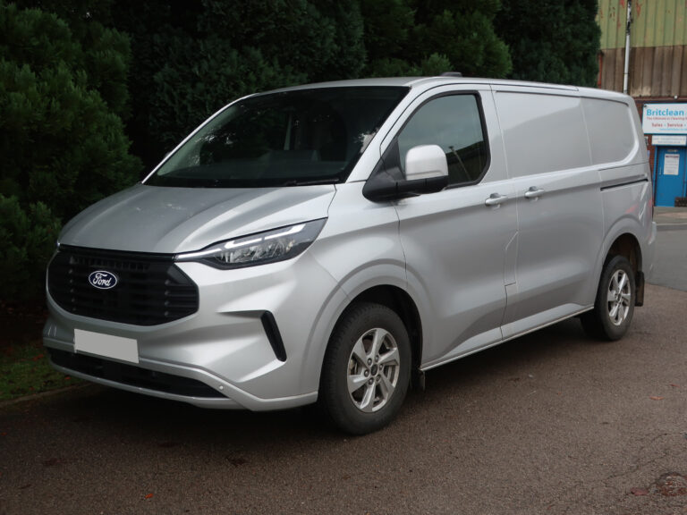 Ford Transit Custom 300 L1 H1 Limited Van - Van World